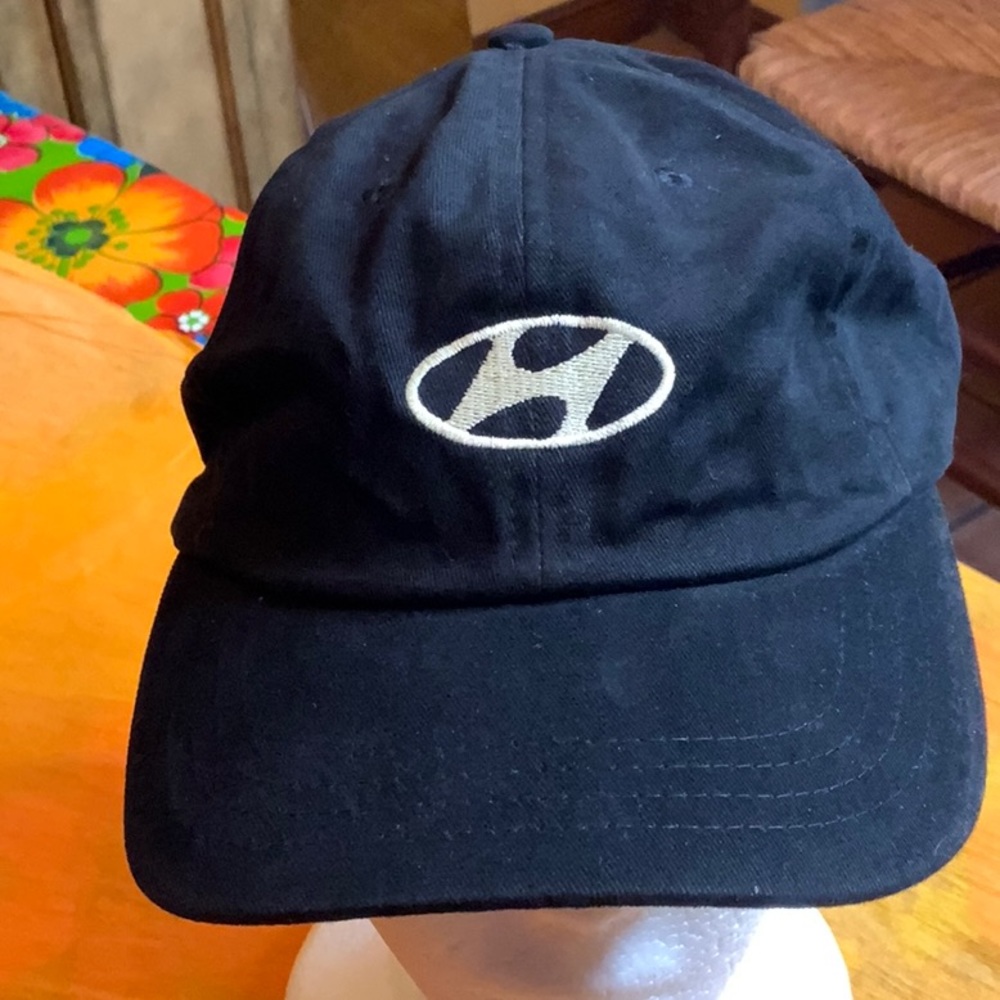 Hyundai Cap - Gem
